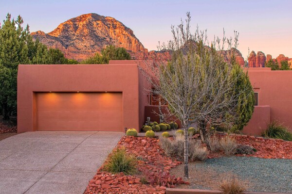 Luxury Sedona Living: Remodeled W/ Red Rock Views! - Sedona, AZ