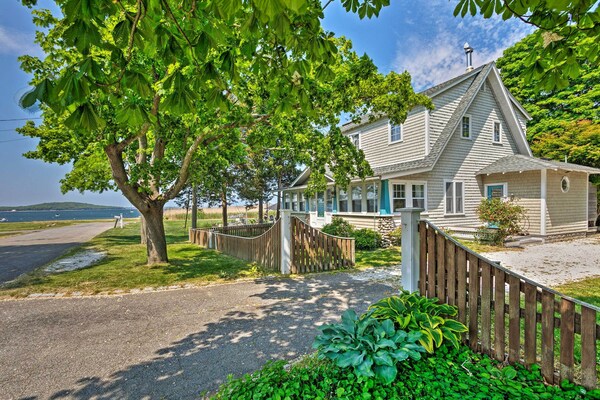 Common Fence Point Cottage W/ Ocean Views! - Rhode Island