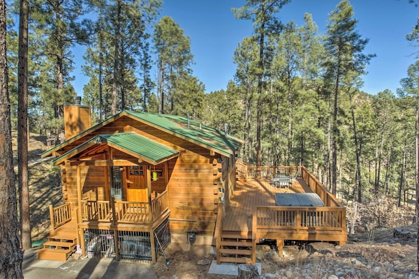 Ruidoso Log Cabin Retreat - Peaceful & Convenient - Ruidoso, NM
