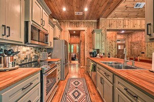 Casa (2 Bedrooms) | Interior