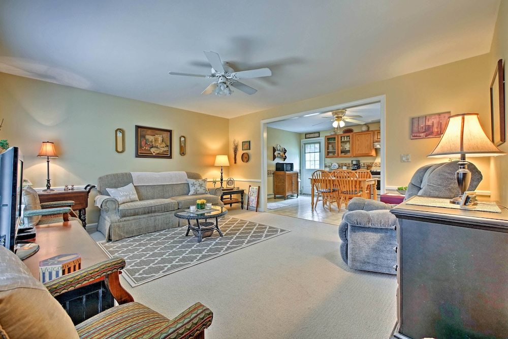 Charming Owls Head Retreat: 2 Mi To Rockland Coast - Rockland, ME