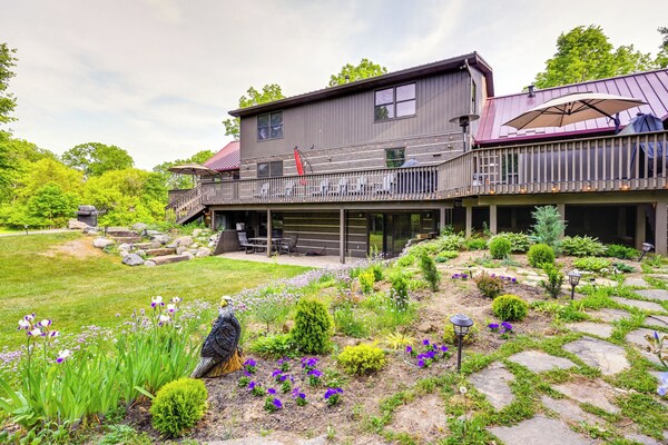 Custom-built Clarklake Cabin: Sauna & Cold Plunge! - Brooklyn, MI