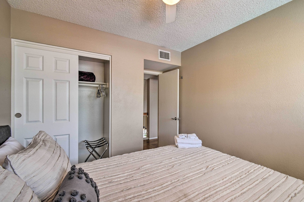 Relaxing Phoenix House W/ Hot Tub & Heated Pool! - Phoenix, AZ