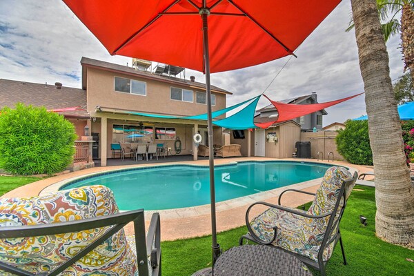 Hot Tub, Heated Pool & More! Relaxing Phoenix Home - Phoenix, AZ