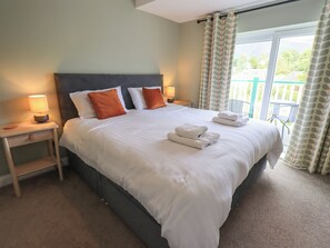 Casa de campo | 4 quartos, individualmente decorados, individualmente mobiliados