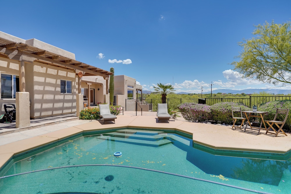 Updated Tucson Home W/ Panoramic Mtn Views & Pool! - Tucson, AZ