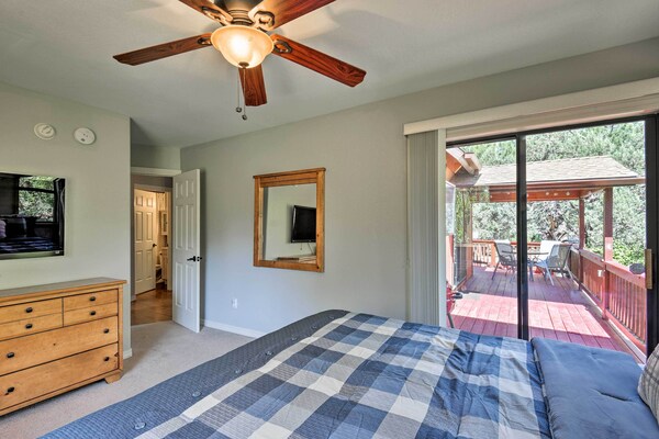 Modern Mountain Chalet: Munds Park Retreat W/ Deck - Mormon Lake, AZ