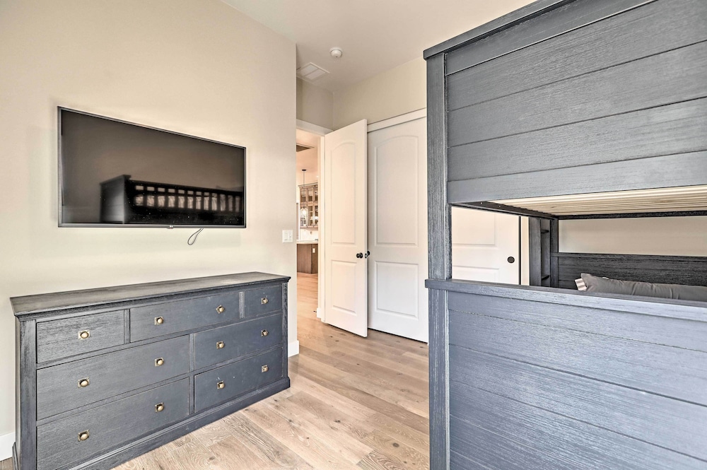 Flagstaff Oasis W/ Hot Tub - 3 Mi To Downtown! - Flagstaff, AZ