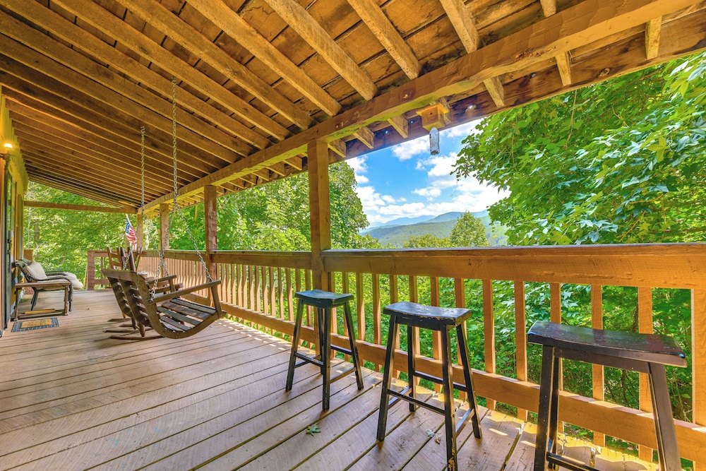 Gatlinburg Smoky Mountain Cabin ~ 1 Mi To Park! - Gatlinburg, TN