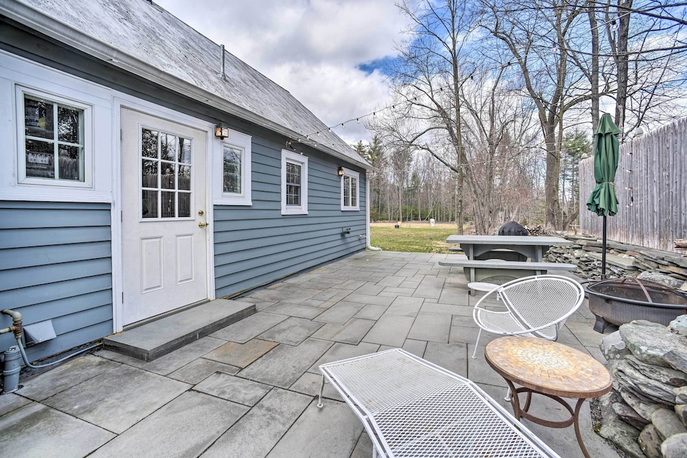 Charming Cottage W/ Yard - 2 Mi To Tinker St! - Saugerties, NY