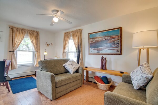 Red Gates Cottage 3 Miles To University! - Wyoming