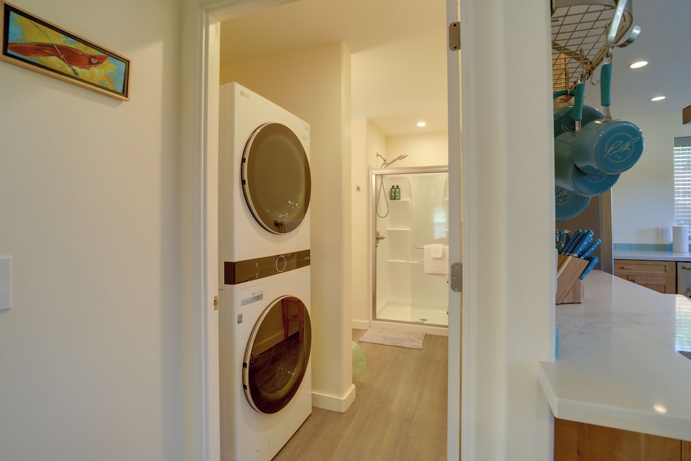 Old Town Cottonwood Cottage W/ Yard, Pets Welcome - Cottonwood, AZ