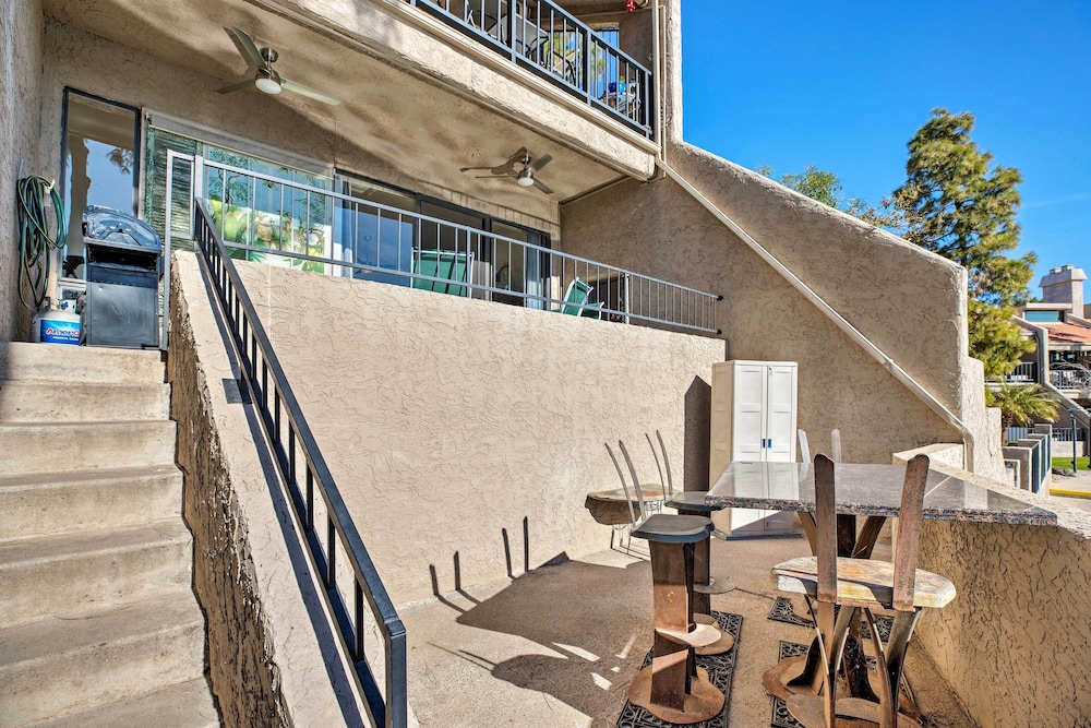 4 Mi To Asu: Lake-view Tempe Condo W/ Pool Access - Chandler, AZ