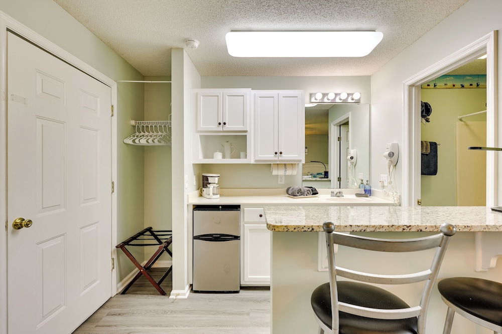 Private Deck & Pool Access: Southport Resort Condo - Bald Head Island, NC