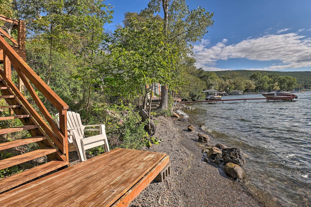 'Aunt Al's Place' Home On Canandaigua Lake W/ Deck - Finger Lakes, NY