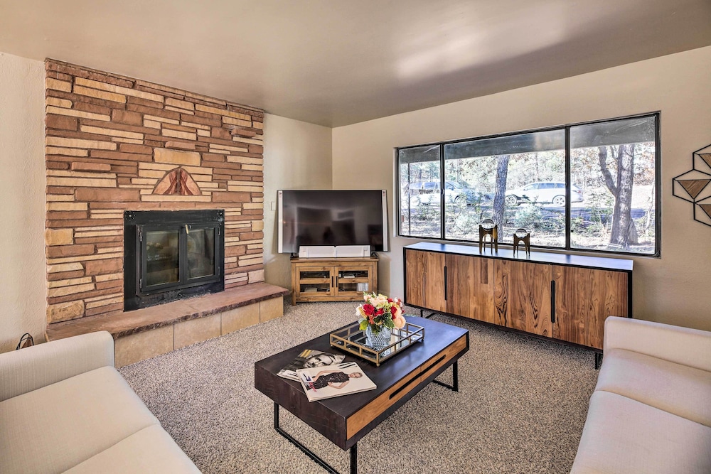 'Lakeside Traditions' Arizona Home W/ Game Room! - Pinetop-Lakeside, AZ