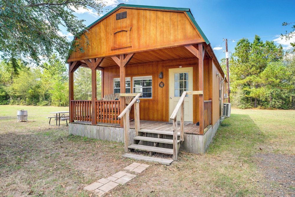 Plantersville Cabin On 50 Acres W/ Pond & Fire Pit - Stagecoach, TX