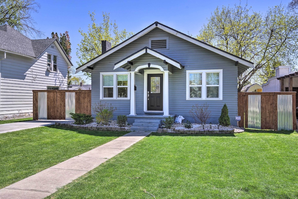 Charming Home In Downtown Nampa W/ Patio + Yard! - Nampa, ID