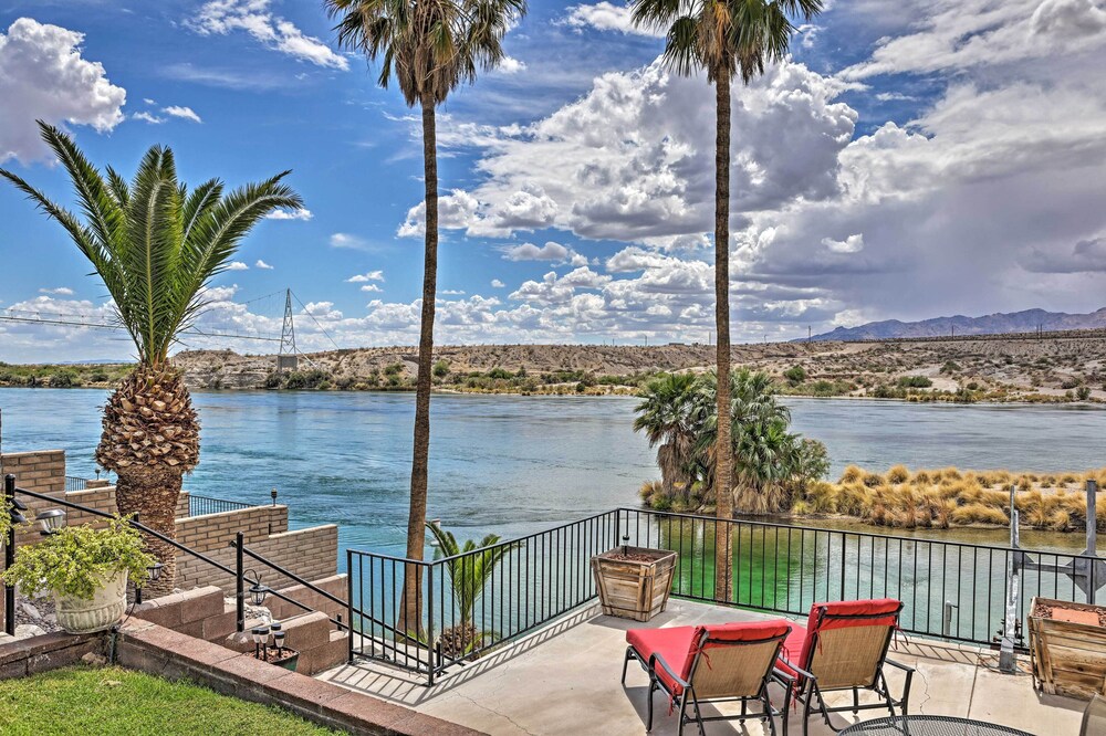 Restful Riverfront Retreat W/ Private Dock + Patio - Laughlin, NV