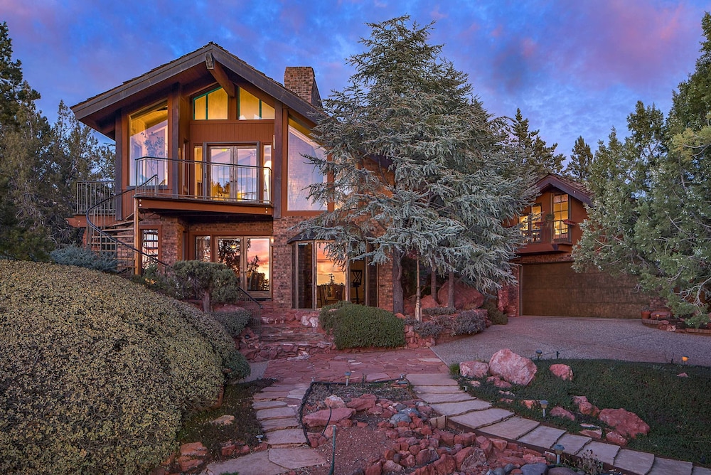 Unique Sedona Home W/ Mountain Views & Guest House - Sedona, AZ