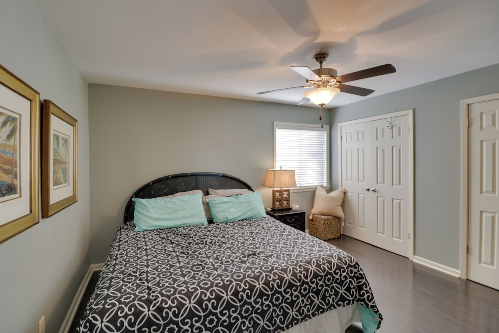 Hot Springs Condo W/ Lake Access & Community Pool - Lake Hamilton, AR