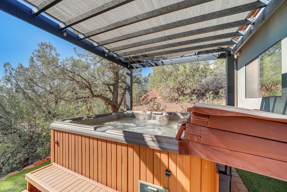 Chic Sedona Retreat: 2 Mi To Cathedral Rock Trail! - Sedona, AZ