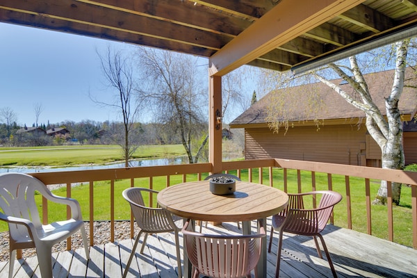 Schuss Mountain Resort Condo: Steps To Golf! - Michigan