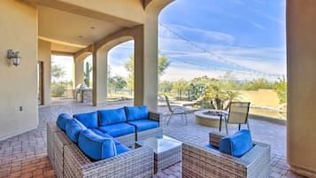 Villa (4 Bedrooms) | Interior