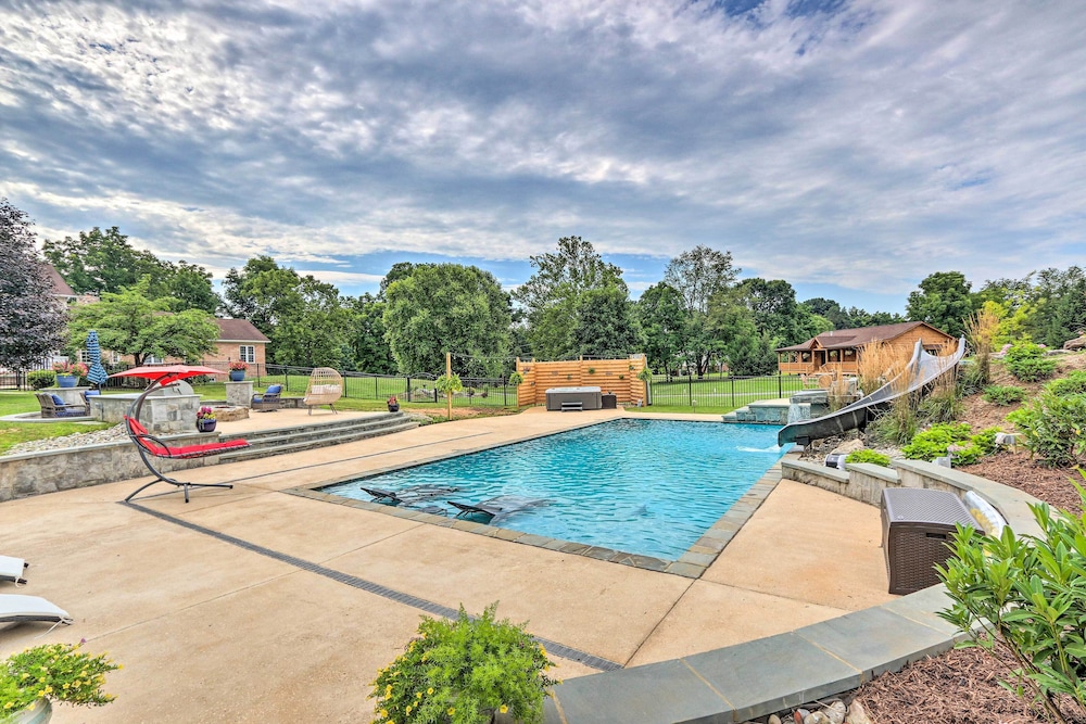 Charles Town Home W/ Private Pool & Hot Tub - West Virginia