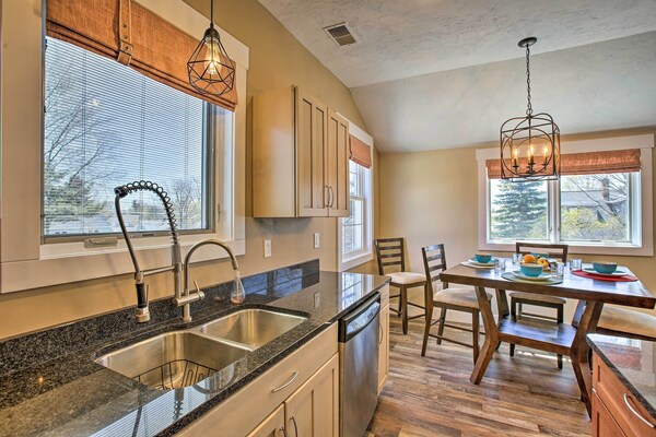 Dtwn Ludington Apt W/ Fire Pit: Day Trip To Slopes - Ludington, MI