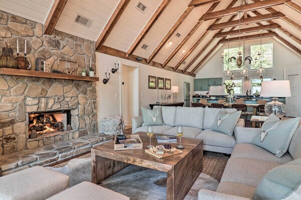 Ski & Unwind Fireside: Highlands Gem W/ Game Room! - Highlands, NC