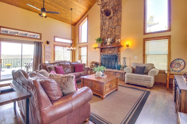 Mtn-view Hilltop Hideaway W/ Deck In Show Low - Show Low, AZ