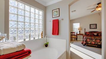 Casa (3 Bedrooms) | Interior