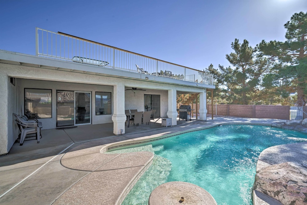 Family-friendly Lake Havasu Getaway W/ Deck & Pool - Arizona