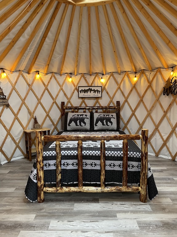 Cozy Yurt Just A Short Distance To Seward Boat Harbor And Downtown. - Seward