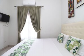 Villa, 3 quartos, varanda | 3 quartos, secretária, Wi-fi grátis, roupa de cama fornecida