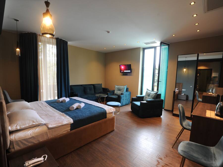 Quarto superluxo | Frigobar, cofres nos quartos, cortinas blackout