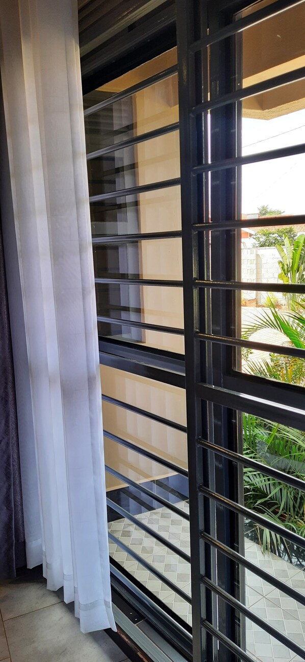 Quarto casal standard, 1 cama de casal, vista para o jardim | Terraço/pátio