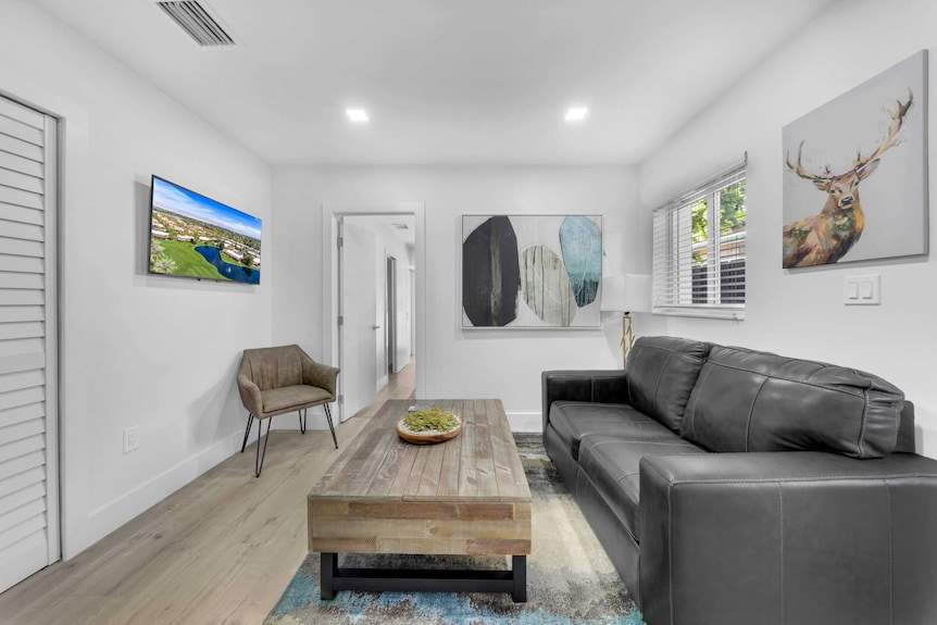 Little Mykon Cozy Duplex Unit Near Miami Spots - Aéroport international de Miami (MIA)