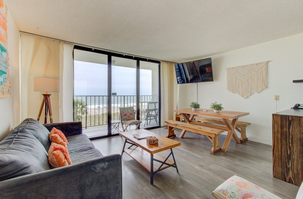 0311 Seaside Retreat By Atlantic Towers - Southport, NC