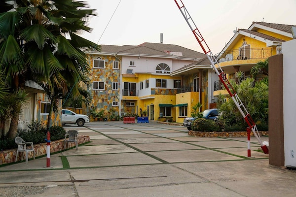 Midindi Hotel & Conference Center - Accra