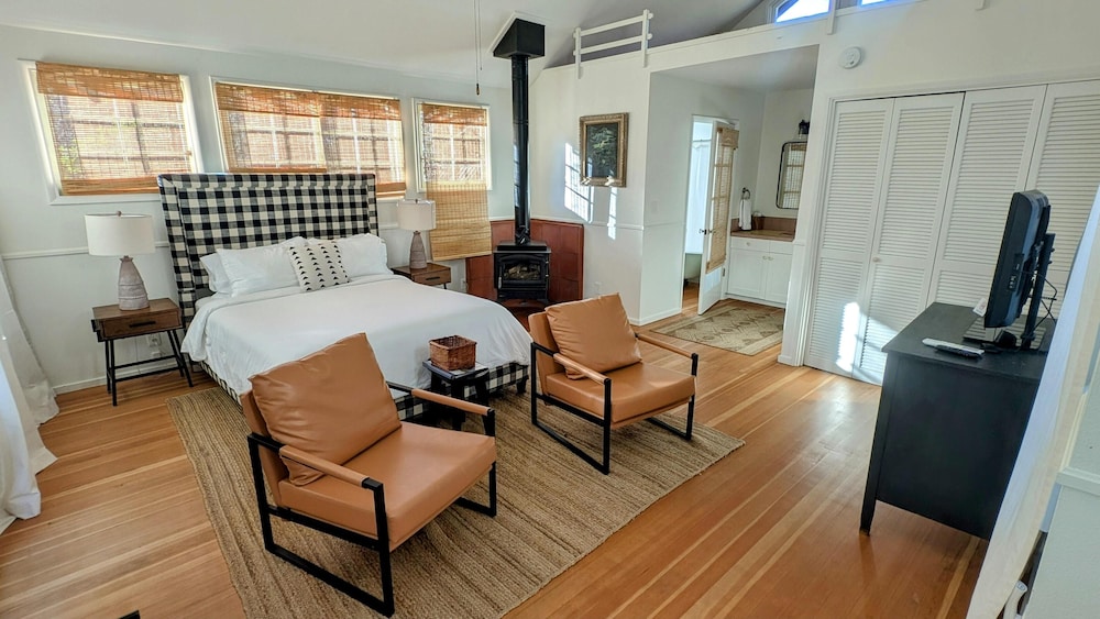 Cute One Room Bungalow In Sonoma- Includes Wine Tasting Passport - Yountville, CA