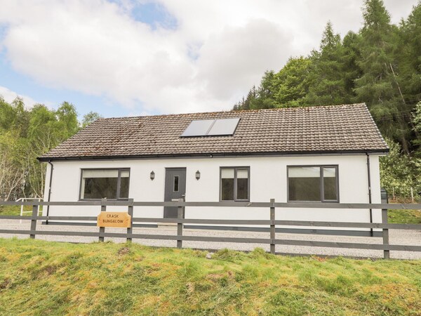 Crask Bungalow - Loch Ness