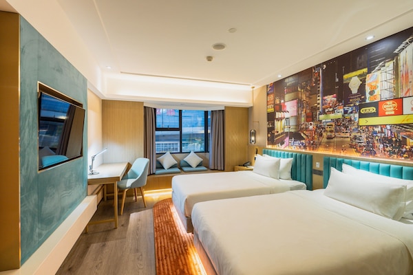 Quarto duplo conforto | Wi-Fi de cortesia, roupa de cama