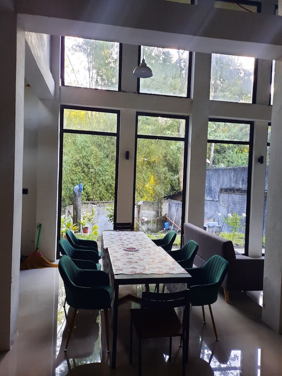 1 Bed House - Sleeps 2 - Pets - Parking - Wifi - Zamboanga