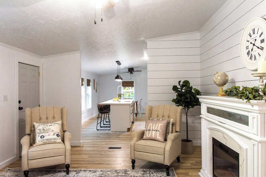 Maple Retreat Is Newly Remodeled With Pool, Private Setting - Ohio