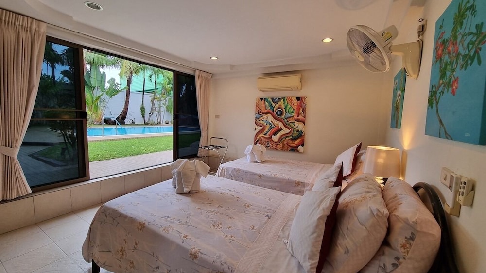 Huge 4 Bedrooms Pool Villa - Rawai | Vrbo