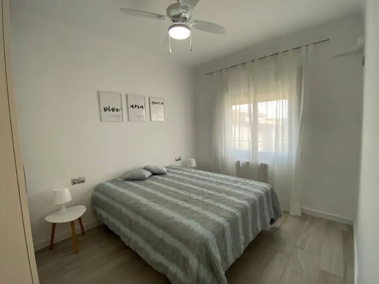 Apartamento 'Montiro' Con Vistas A La Montaña, Wi-fi Y Aire Acondicionado - Estartit