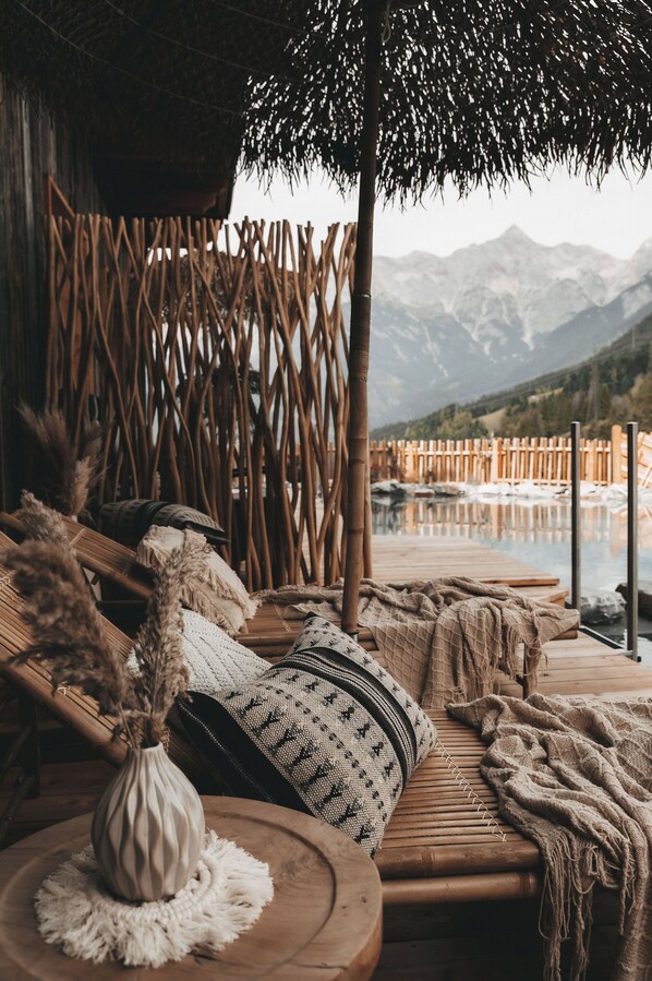 Suíte luxo | Cofres nos quartos, cortinas blackout, ferros/tábuas de passar roupa