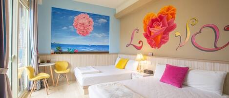 Minibar grátis, com decoração personalizada, quartos insonorizados